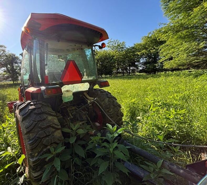 [Auction]: 2024 Kubota MX5400 Tractor | Arkansas | damaged | CAG