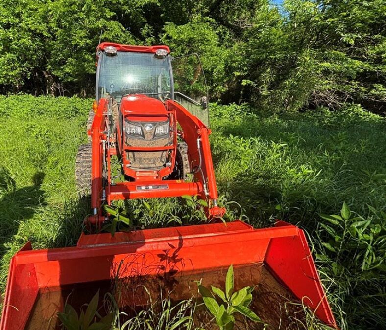 [Auction]: 2024 Kubota MX5400 Tractor | Arkansas | damaged | CAG