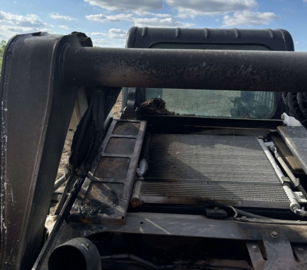 [Auction]: 2019 Bobcat T650 Track Loader | est 1800 hours miles ...