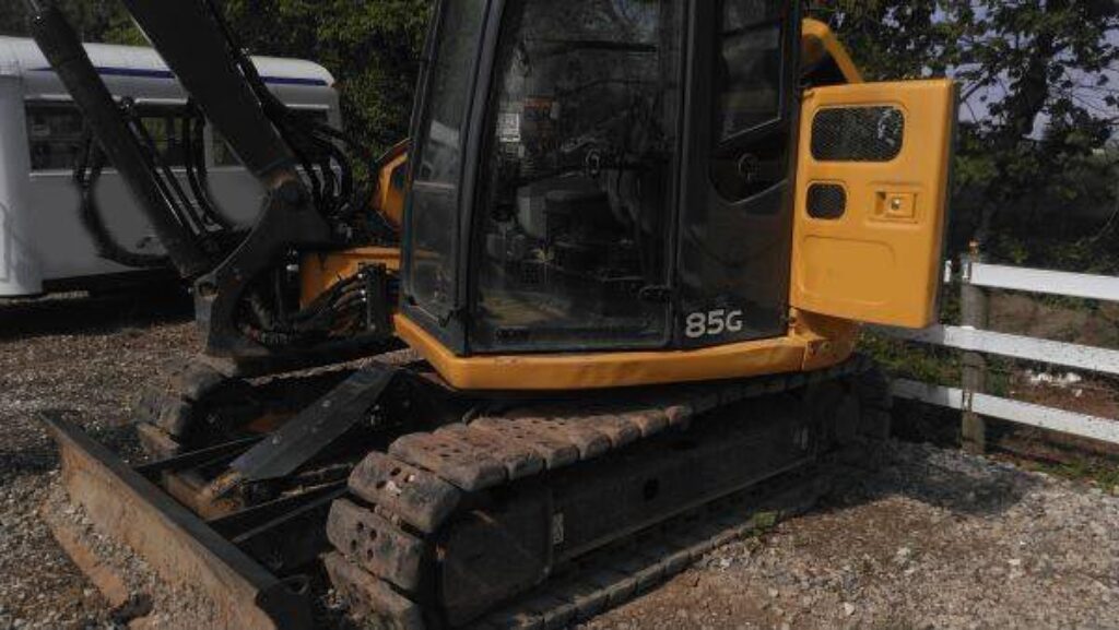 [Auction]: 2020 John Deere 85G Excavator | Pennsylvania | damaged | CAG