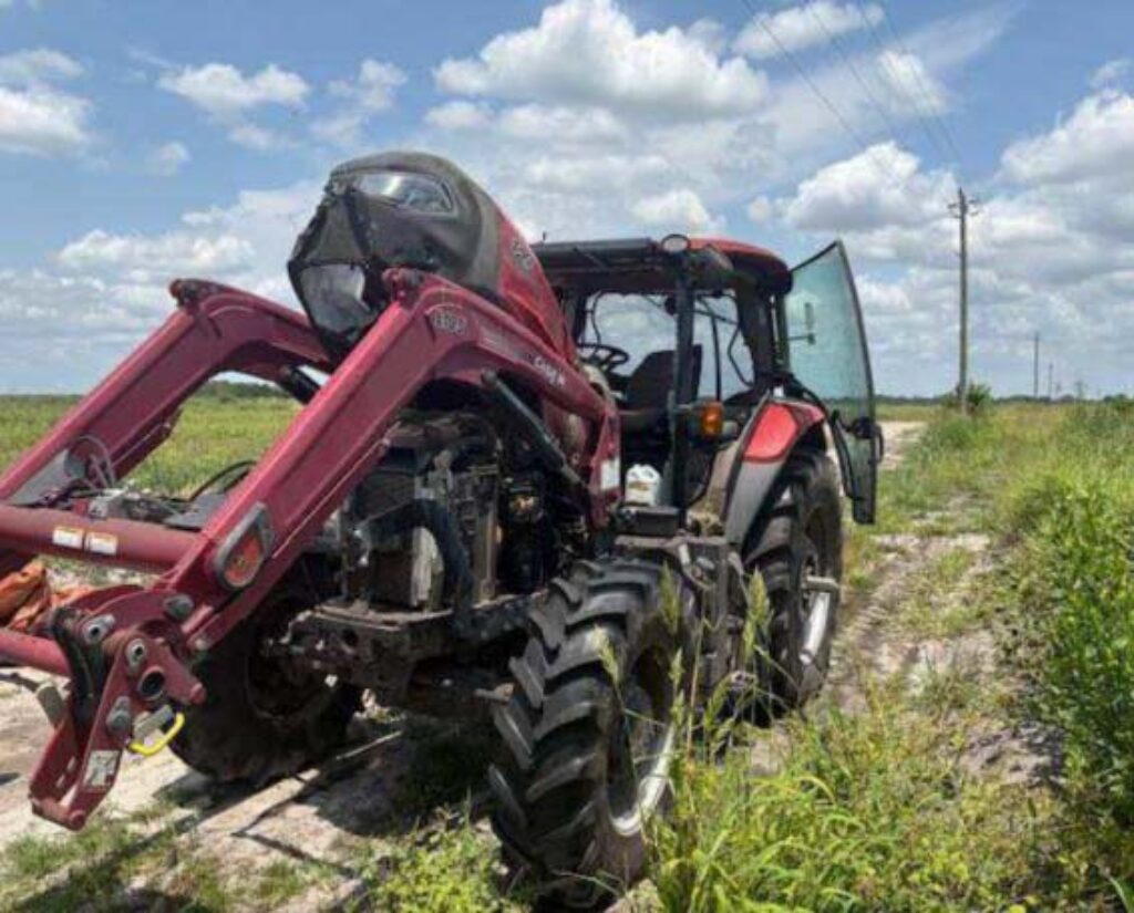 [Auction]: 2018 CASE IH MX125 Tractor | Florida | damaged | CAG