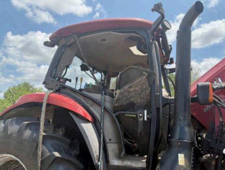 [Auction]: 2018 CASE IH MX125 Tractor | Florida | damaged | CAG