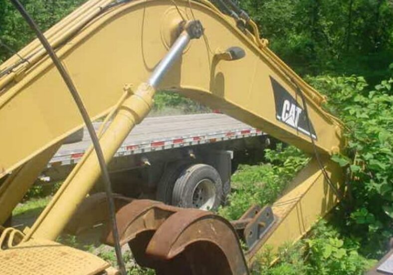 [Auction]: 2004 Caterpillar 315CL Excavator | est 7344 hours miles ...