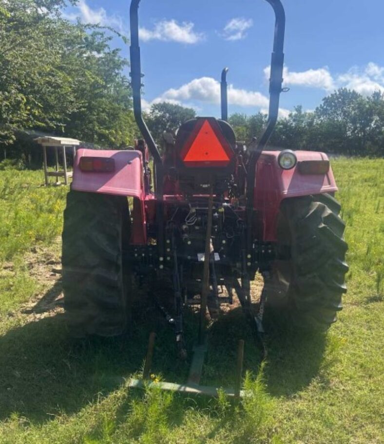 [Auction]: 2019 Mahindra 5555 Tractor with 5565 Loader | est. 240 hours ...