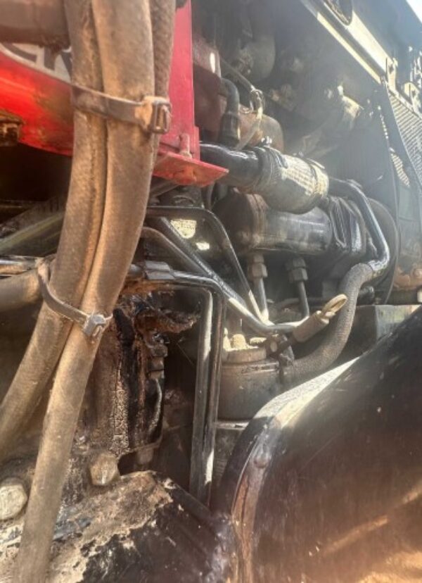 [Auction]: 2019 Mahindra 5555 Tractor with 5565 Loader | est. 240 hours ...