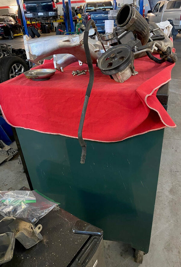 [Auction]: Snap-On Tool Box | Colorado | damaged | CAG