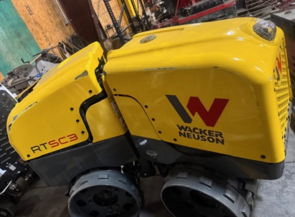 [Auction]: 2025 Wacker Neuson RTSC3 Trench Roller | est. 5 hours miles ...