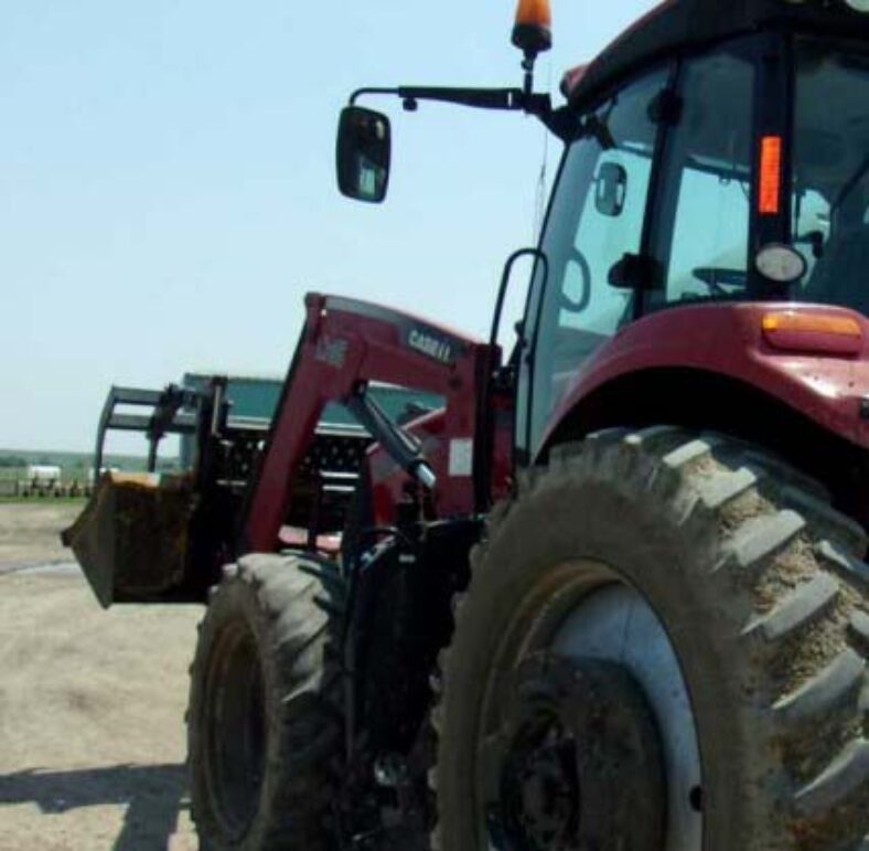 [Auction]: 2017 Case IH L785 Loader ONLY | Kansas | damaged | CAG