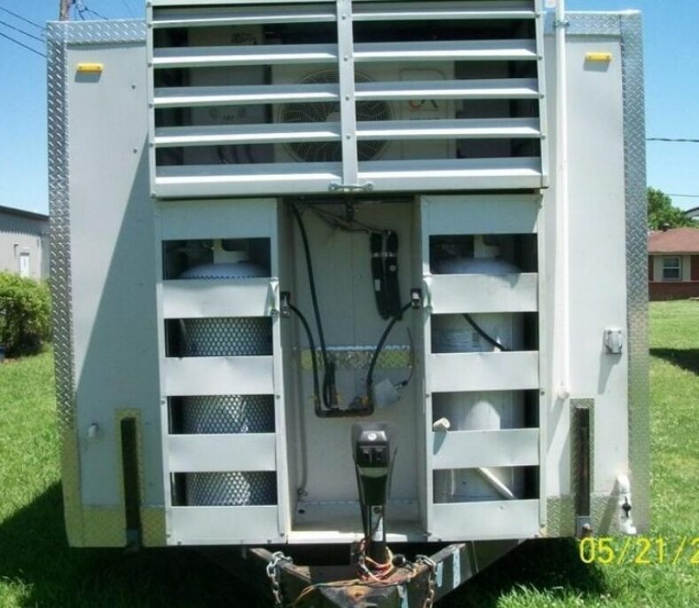 [Auction]: 2022 FUD Trailer | VIN: 3F9F1AC25NM033917 | damaged | CAG