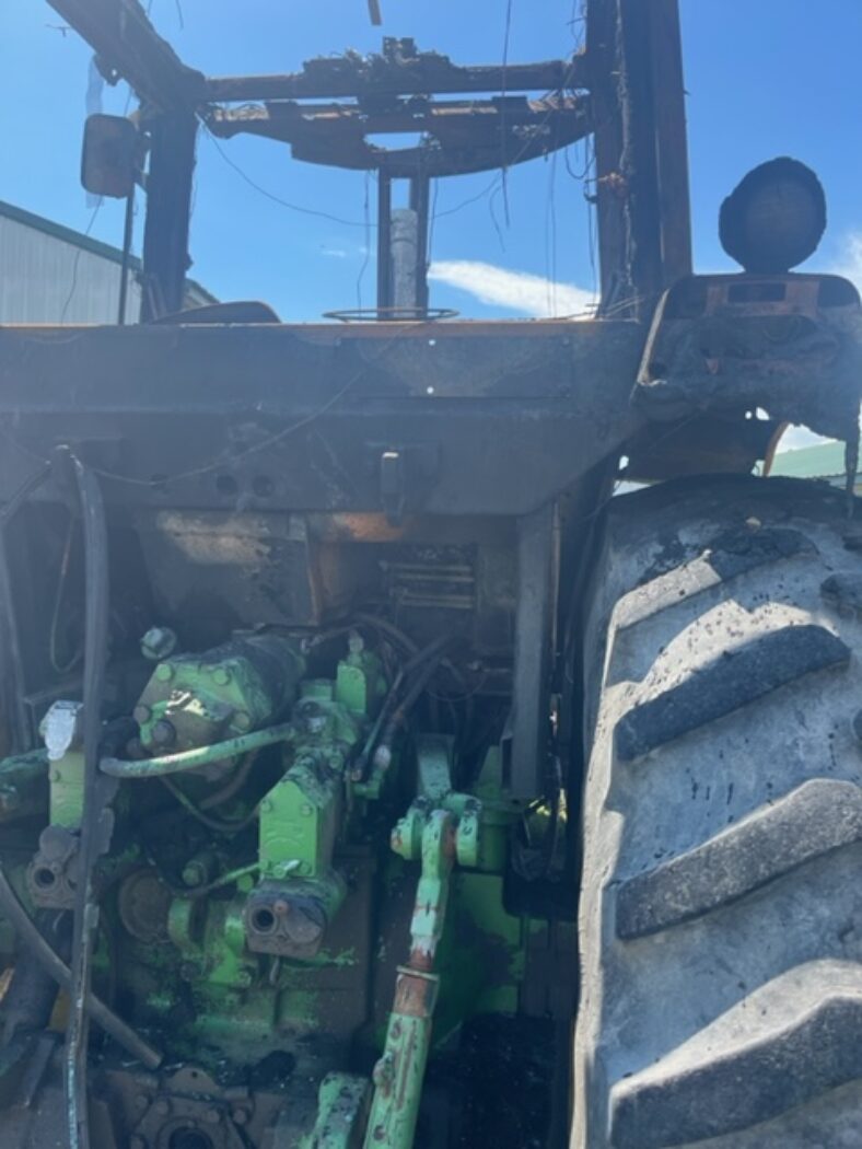 [Auction]: John Deere 4640 Tractor | Iowa | damaged | CAG