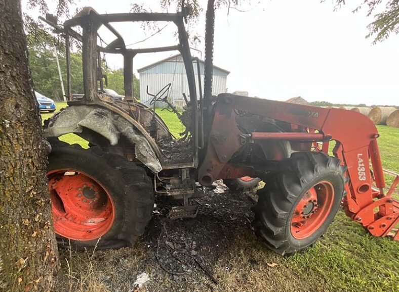 [Auction]: 2007 Kubota 9540 Tractor | Missouri | damaged | CAG