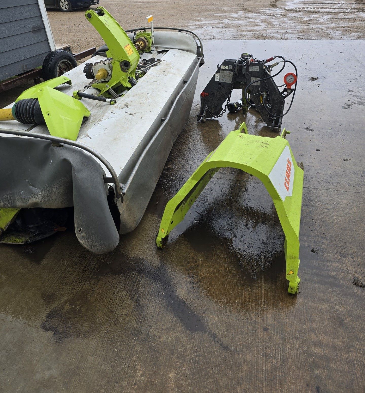 [Auction]: 2021 Claas 3600F Disc Mower | South Dakota | damaged | CAG