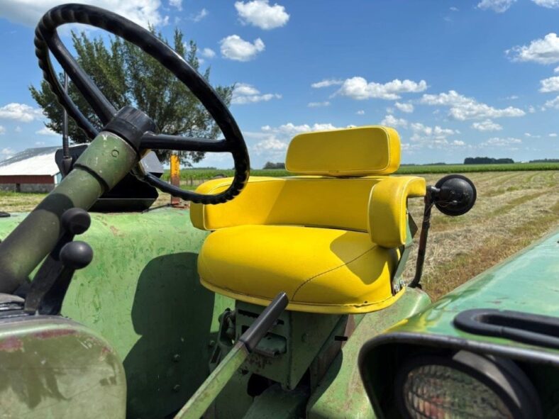 [Auction]: 1962 John Deere 4010 Tractor | Est 8500 hours miles | damaged | CAG