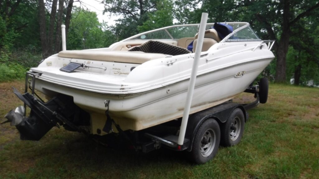 [Auction]: 2000 Sea Ray Signature 190 Boat | VIN: 00000SERV22421900 ...