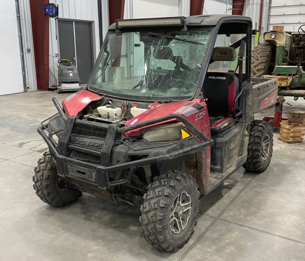 [Auction]: 2015 Polaris Ranger | VIN: 4XARTE877F1365254 | damaged | CAG