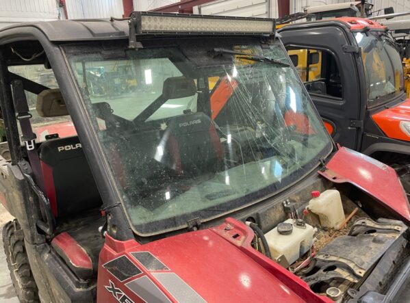 [Auction]: 2015 Polaris Ranger | VIN: 4XARTE877F1365254 | damaged | CAG