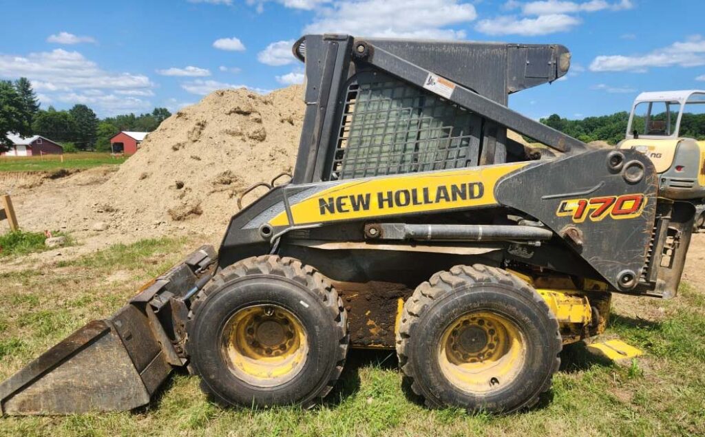 [Auction]: 2008 New Holland L170 Skid Steer | est 7,000 hours miles ...