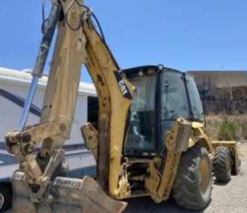 [Auction]: 2011 Caterpillar 420E Backhoe | California | damaged | CAG