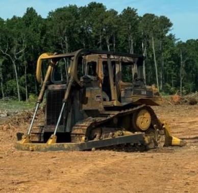 [Auction]: 2000 Caterpillar D6R Dozer | South Carolina | damaged | CAG