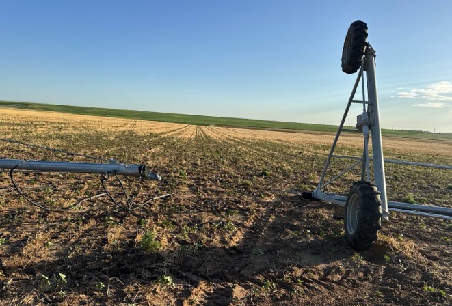 [Auction]: 2021 Valley Pivot 7000 | Texas | damaged | CAG
