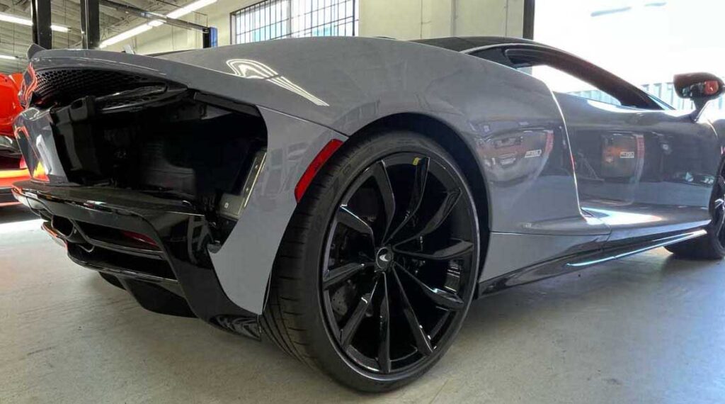 [Auction]: 2025 McLaren GTS | est. 27 miles miles | damaged | CAG