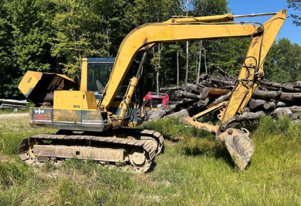 [Auction]: 1988 Komatsu PC80-3 Excavator | New York | damaged | CAG