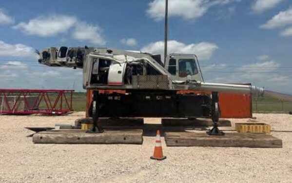 [Auction]: 2020 Link Belt TCC-2500 Crawler Crane | est. 4,710 hours ...