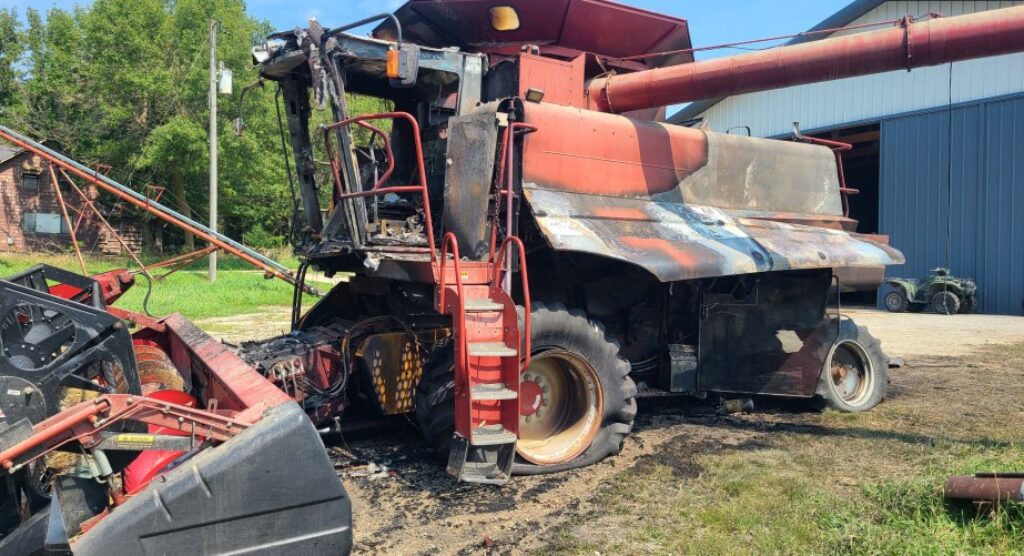 [Auction]: 1999 Case IH 2366 Combine | Motor Hours: est. 5,648; Separator Hours: est. 4,007 ...