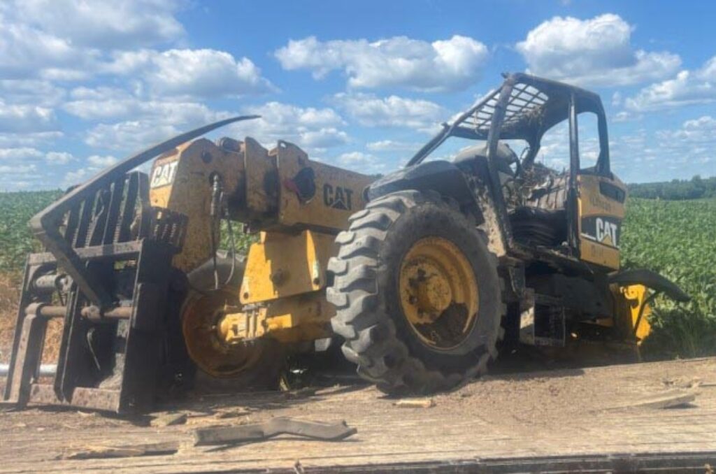 [Auction]: 2005 Caterpillar TH350B Telehandler | est. 4,800 hours miles ...