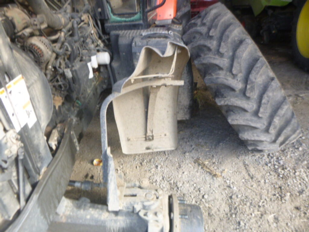 [Auction]: 2009 Agco RT155A Tractor | Est 6,000 hours miles | damaged | CAG