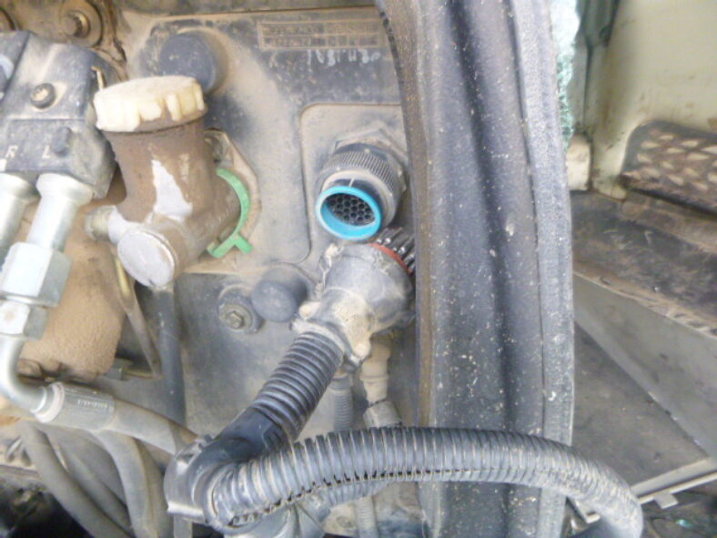 [Auction]: 2009 Agco RT155A Tractor | Est 6,000 hours miles | damaged | CAG