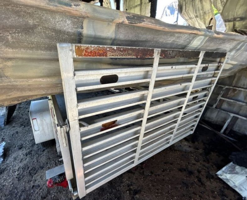 [Auction]: 2009 Aluma Trailer | VIN: Unknown | damaged | CAG