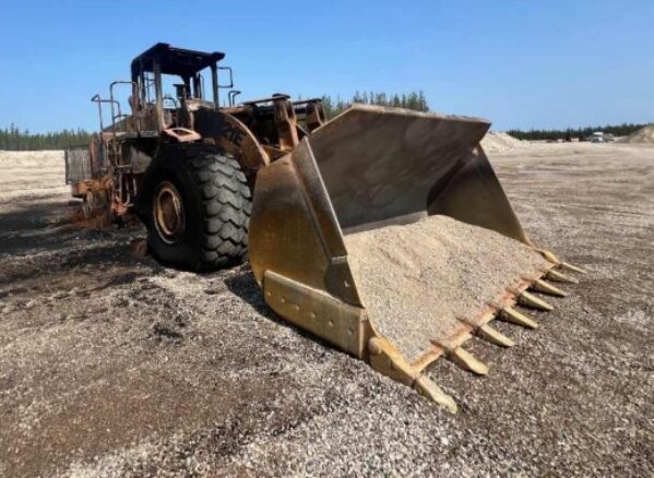 [Auction]: 2011 Case 1221E Wheel Loader | NWT, Canada | damaged | CAG