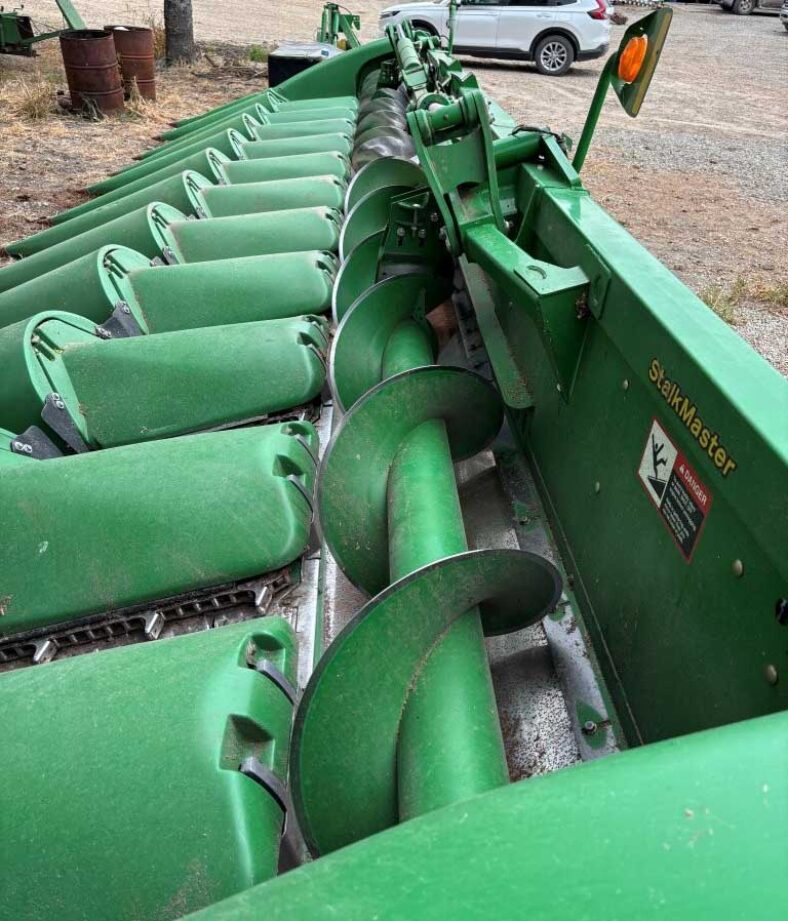 [Auction]: 2016 John Deere 612FC Row Crop Header | Minnesota | damaged ...
