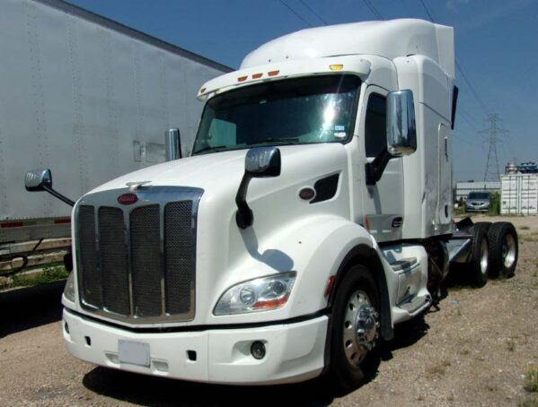 [Auction]: 2016 Peterbilt 579 High Roof Sleeper Cab | VIN ...
