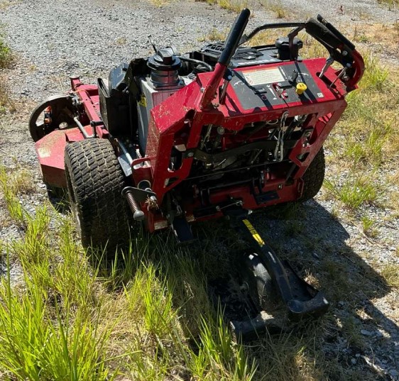 [Auction]: 2023 Ferris FW 45 52” Mower | est. 386 hours miles | damaged ...