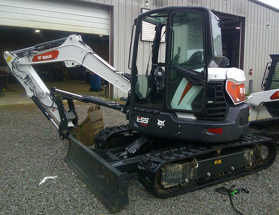[Auction]: 2025 Bobcat E55 Mini Excavator | est. 16 hours miles ...