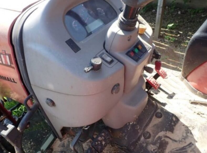 [Auction]: Case IH Farmall 30C Tractor | Missouri | damaged | CAG