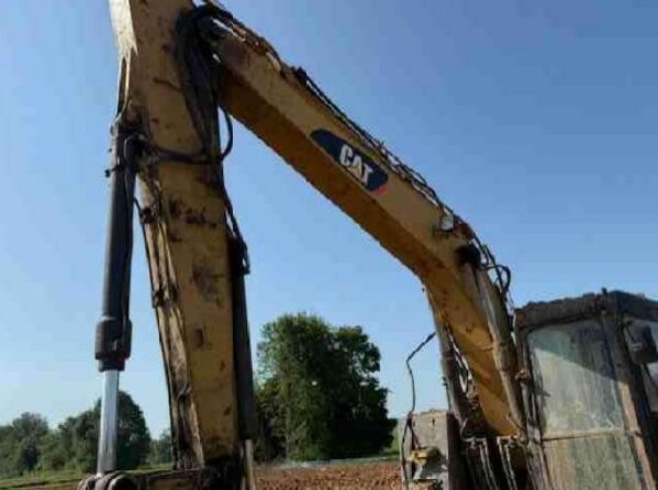 [Auction]: 2014 Caterpillar 314E LCR Excavator | Est 7876 hours miles ...