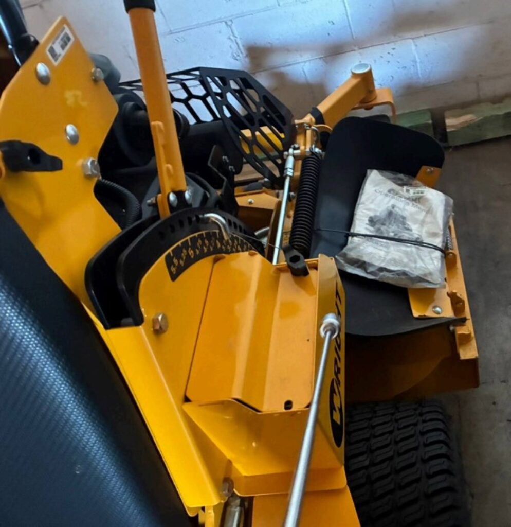 [Auction]: 2025 Wright Stander Lawn Mowers | Illinois | damaged | CAG