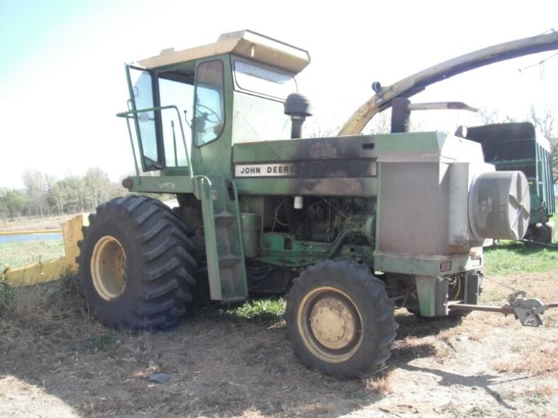 [Auction]: 1975 John Deere 5400 Chopper | est. 5173 hours miles ...