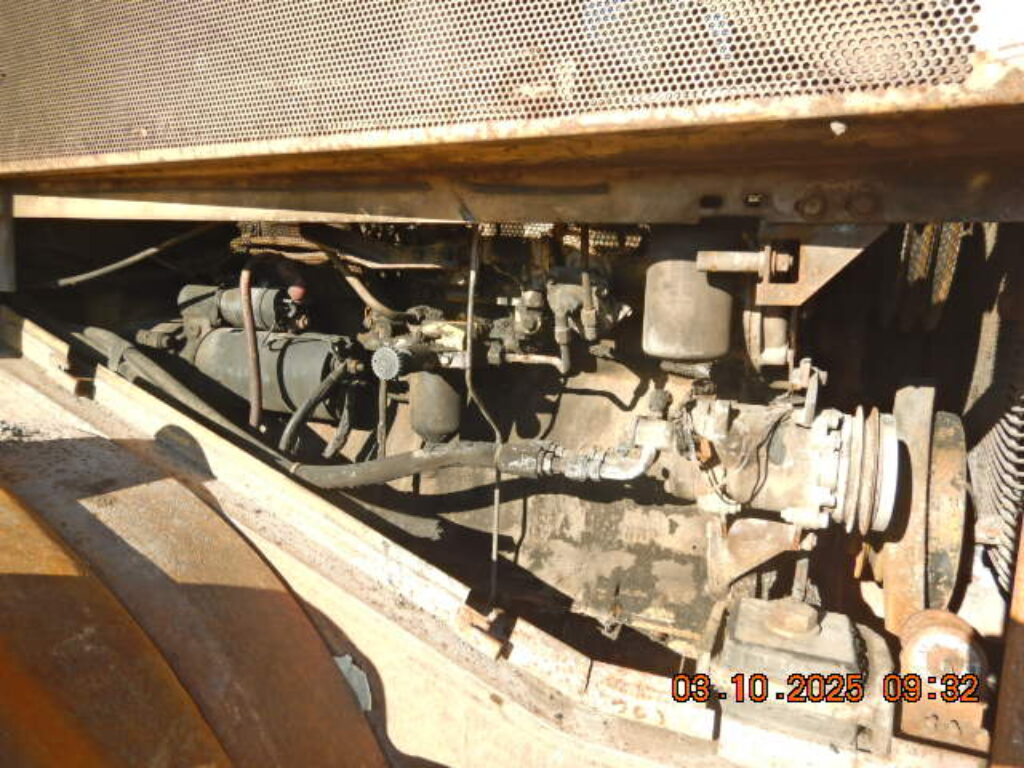 [Auction]: 1991 Caterpillar 816B Compactor | est. 10,242 miles ...