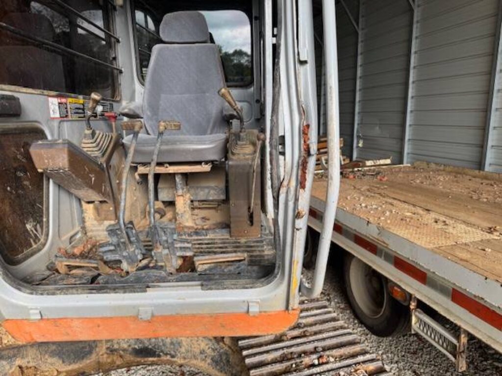 [Auction]: 1999 Hitachi EX100 Excavator | est 7306 hours miles ...