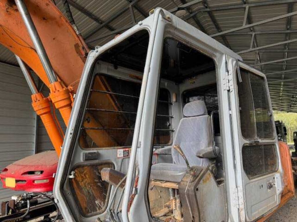 [Auction]: 1999 Hitachi EX100 Excavator | est 7306 hours miles ...