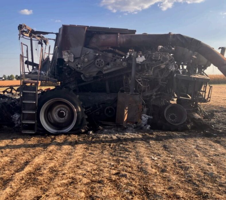 [Auction]: 2019 Case IH 9250 Combine | Engine hours: est. 2,000 ...