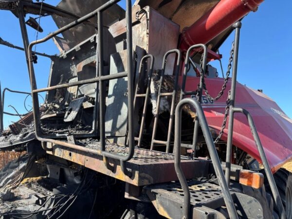 [Auction]: 2020 CASE IH 6150 Combine | Engine hours: est 491; Separator ...
