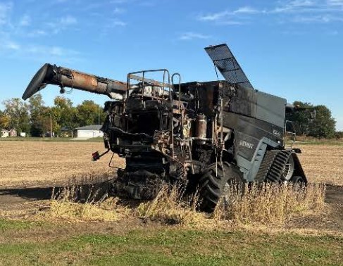 [Auction]: 2020 Fendt Ideal 8T Combine | est. 735 engine hours miles ...