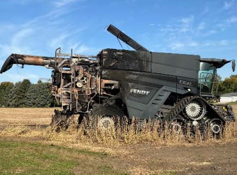 [Auction]: 2020 Fendt Ideal 8T Combine | est. 735 engine hours miles ...