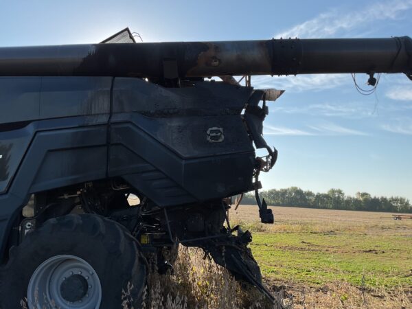 [Auction]: 2020 Fendt Ideal 8T Combine | est. 735 engine hours miles ...