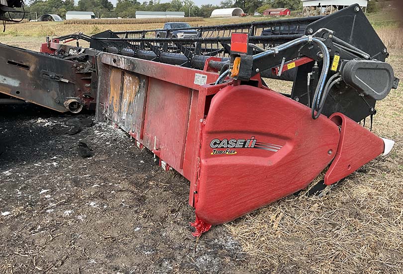 [Auction]: 2022 CASE IH 3020 Header | Iowa | damaged | CAG